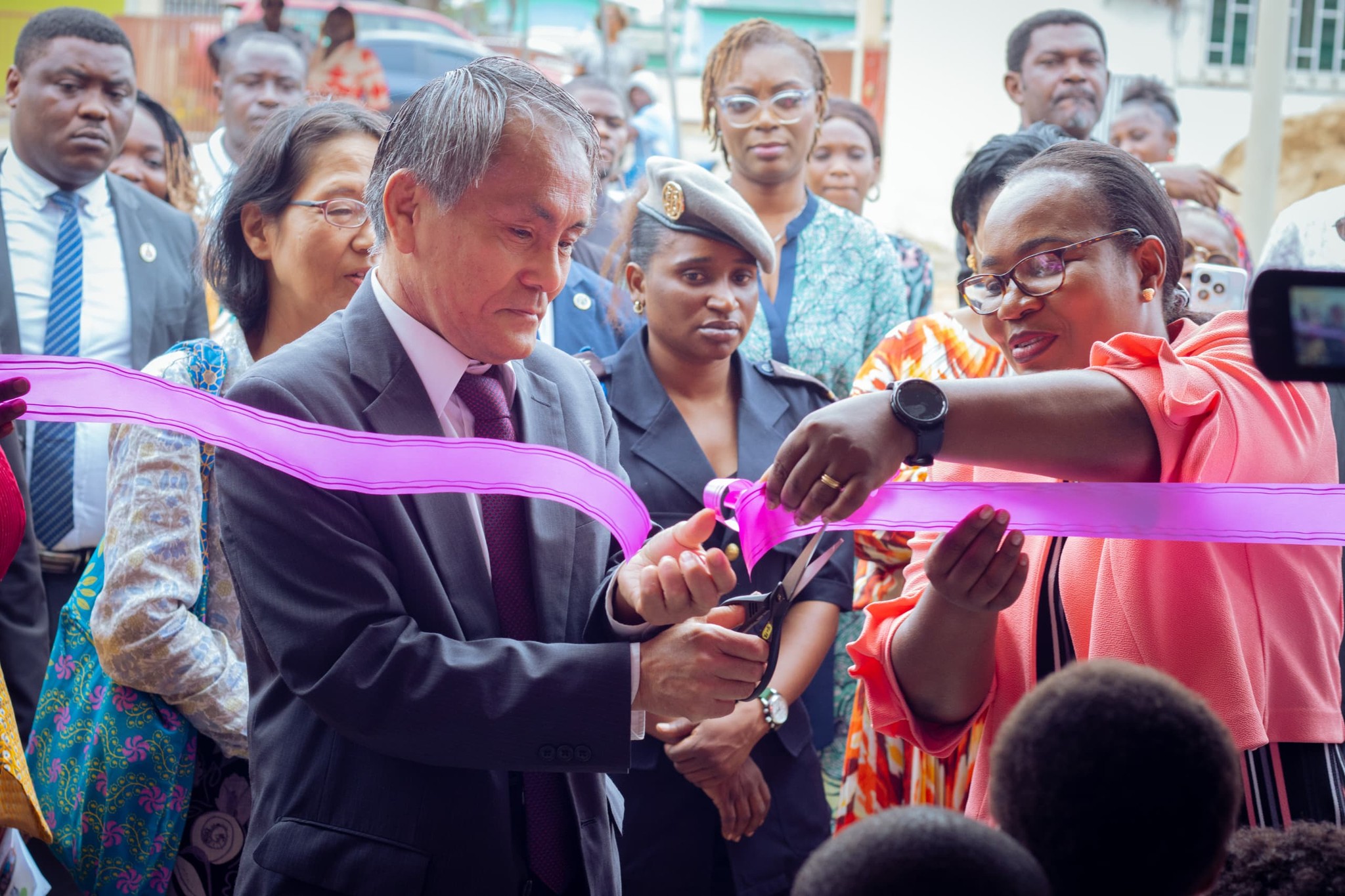 MINISTERE DES AFFAIRES SOCIALES ET DE L'INCLUSION - INAUGURATION D'UN BATIMENT AU CENTRE D ...